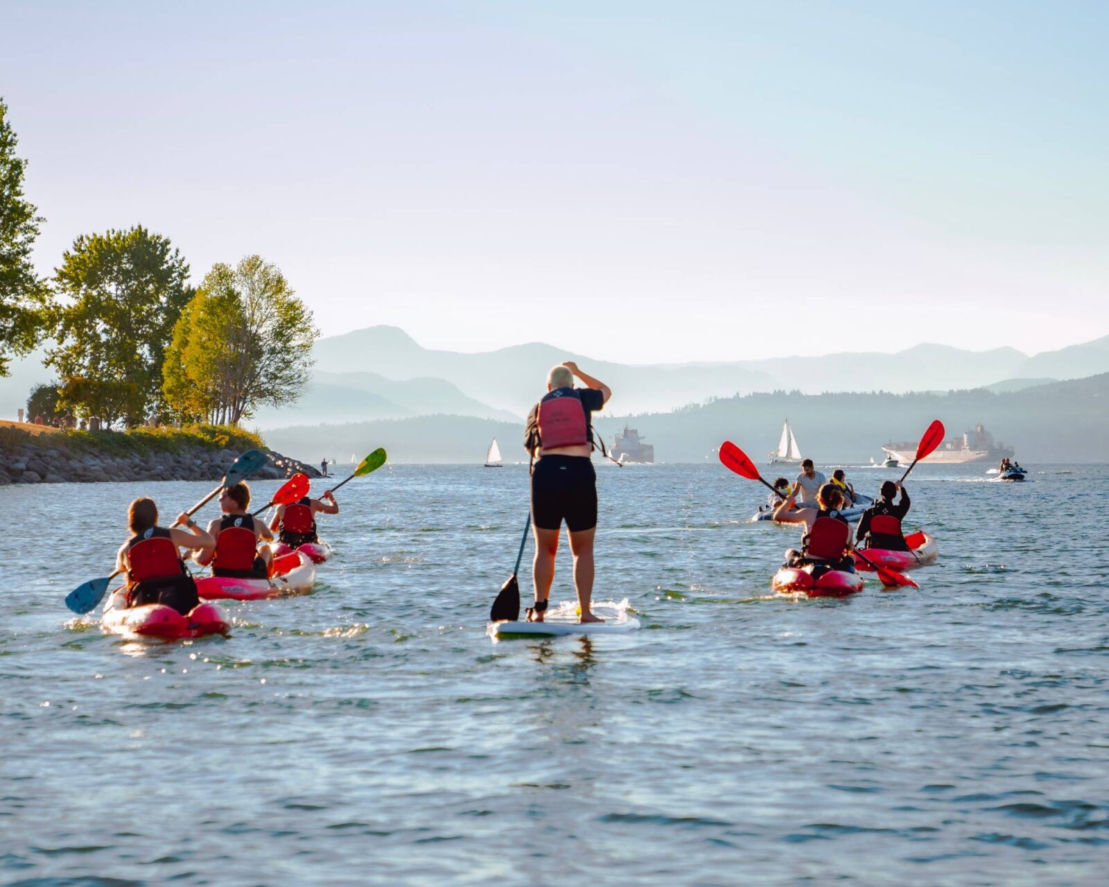 バンクーバーでシーカヤックを楽しもう！Vancouver Water Adventures の料金や営業時間などを紹介